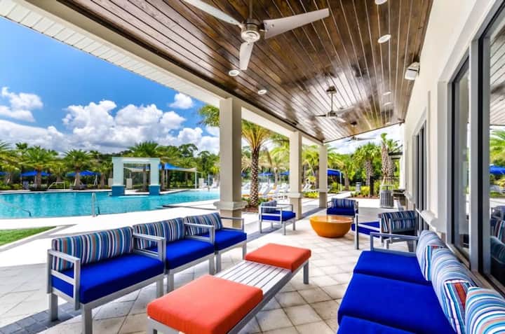 The Twin Palms Mansion | Perfect Orlando Getaway - Kissimmee