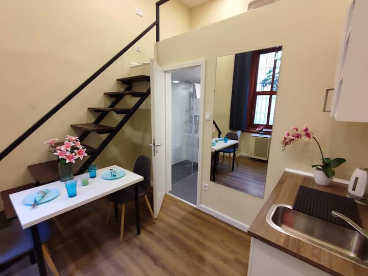 Loft Studio Next To Gozsdu - Budapest