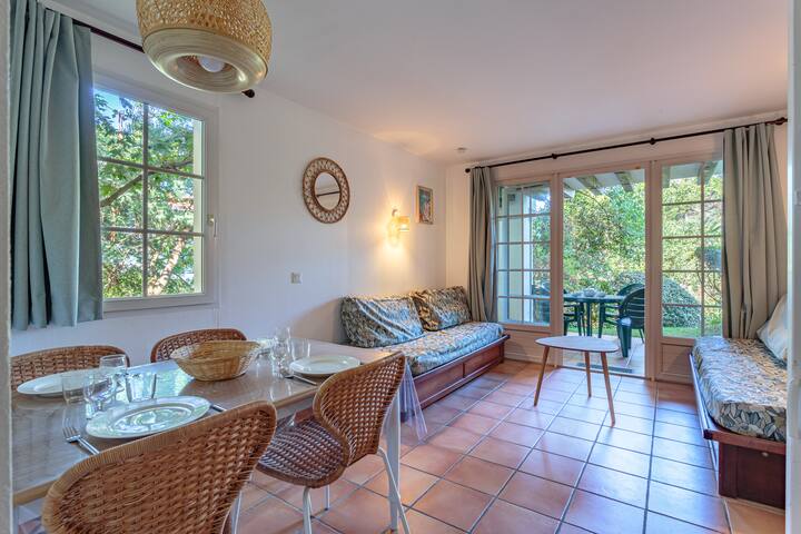 Joli T2 Dans Une Résidence Arborée Avec Piscine - Saint-Jean-de-Luz