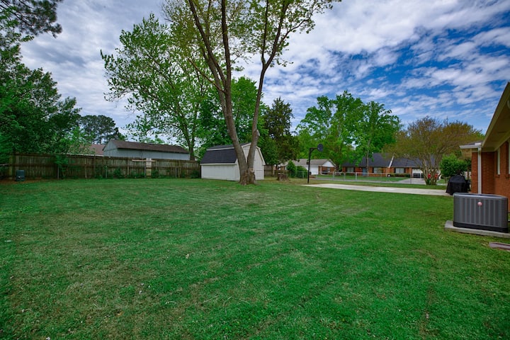 Decatur*4 Bedroom*2 Bath*fenced Yard*less Toxins - Decatur, AL