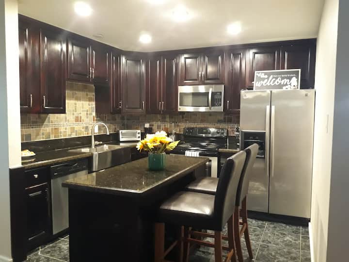 Panoramic City View Condominium - El Paso, TX