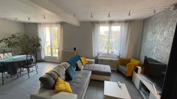 Maison De Ville Chaleureuse, Avec Jardin Et Spa - Vichy