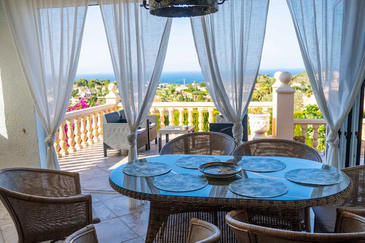 Apartment With Sea View, Pool Heating - Dénia
