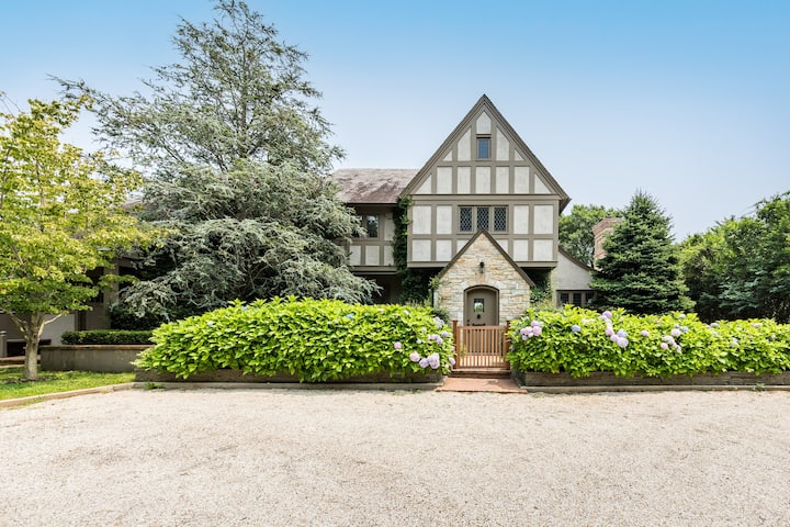 Five Bedroom W Pool On Montauk Downs Golf Course - Montauk, NY