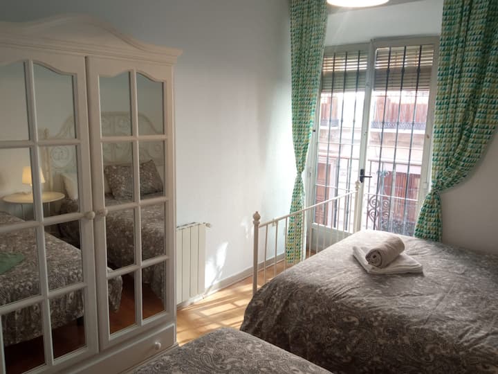 Centrical Apartment 1km Beach 2bathrooms 4bedrooms - Málaga