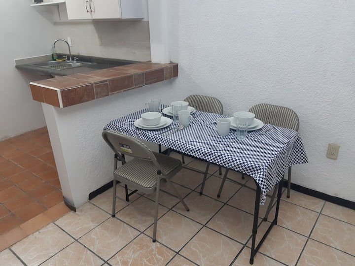 Departamento Bien Ubicado Con Tres Camas - Gómez Palacio