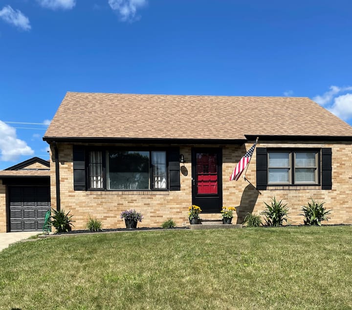 Pro Football Hall Of Fame City - 3 Br Charmer - Canton, OH