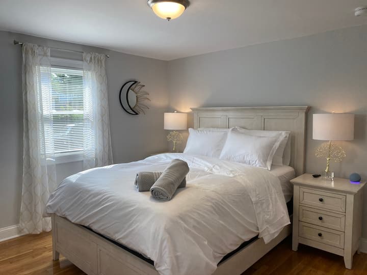 Very Spacious, Brand New 3 Bedroom Condo - Norwood, MA