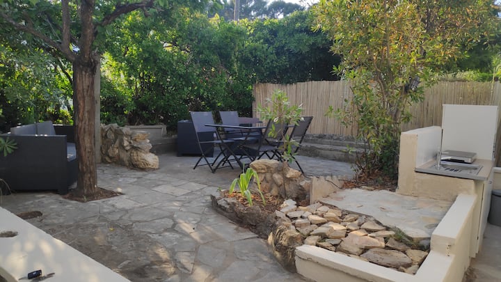 Studio Au Calme Dans Villa Avec Terrasse Privative - La Seyne-sur-Mer