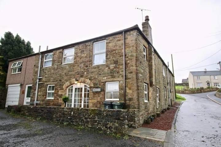 Entire 2 Bedroom Cosy Cottage In Gilsland. - Haltwhistle