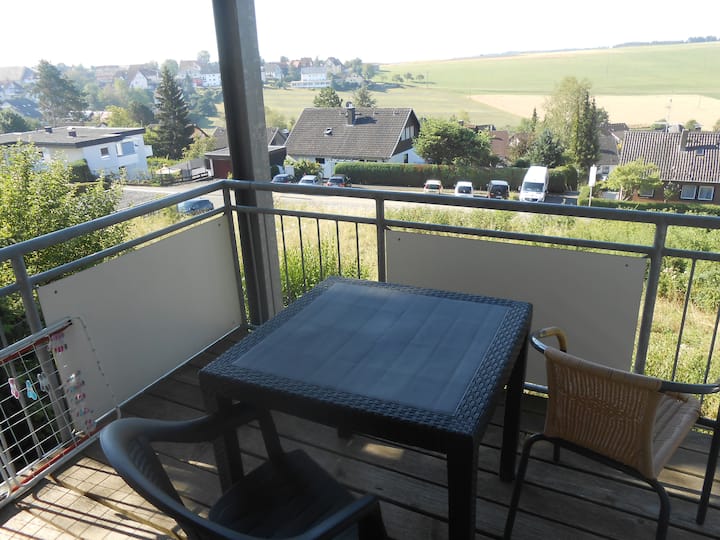 Ferienwohnung, Südlage, Balkon, 43qm. - Villingen-Schwenningen