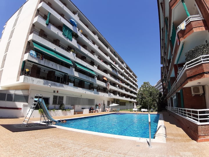 Cozy Studio @Fenals Beach With Pool - Lloret de Mar