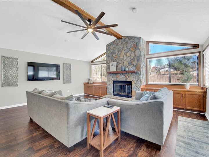 Quiet Vacation Home With Pool - Centrally Located - Jacksonville, FL