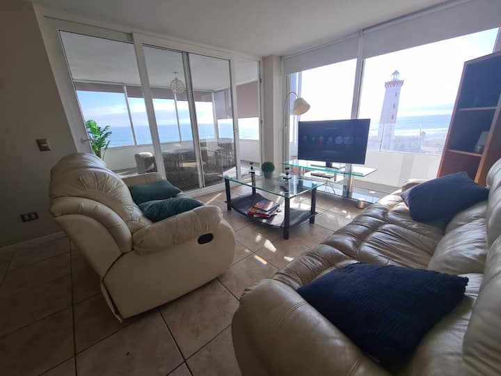 Primera Línea, Amplio Y Cómodo, Frente A La Playa - La Serena