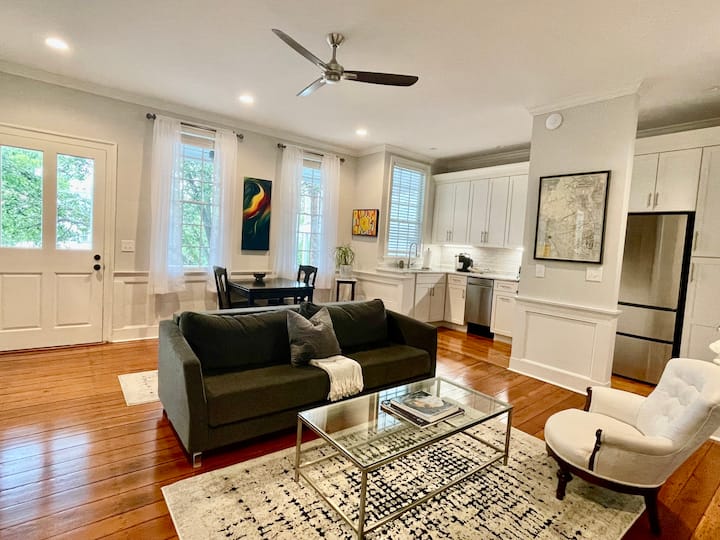 D-lovely 1bd W Large Porch, King Bed + Parking - Charleston, SC