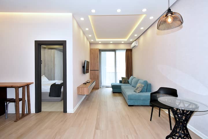 1br + Balcony In The Heart Of Yerevan - Yerevan