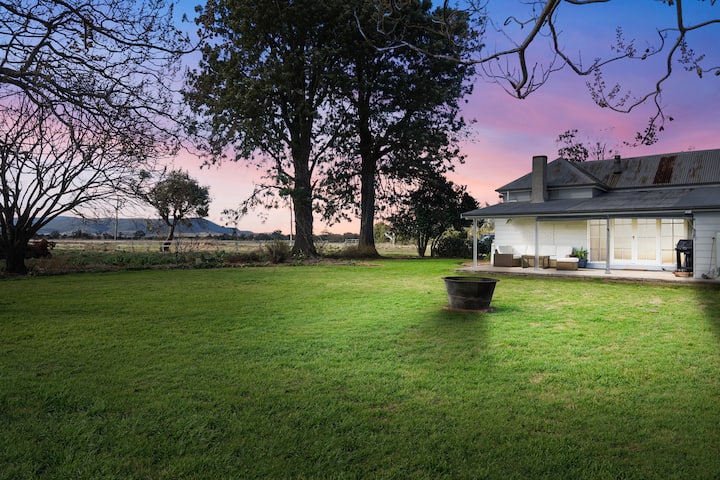 Muswellbrook Holiday Rentals & Homes - New South Wales, Australia | Airbnb