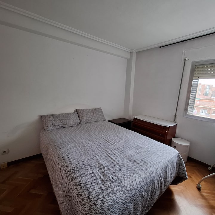 Habitación Doble Cerca Al Centro - Móstoles