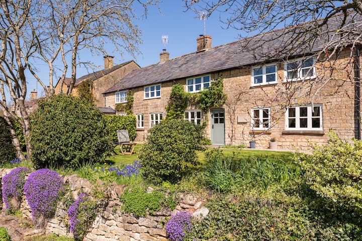 Cosy Cotswold Cottage In Evenlode For 4 Guests - Moreton-in-Marsh