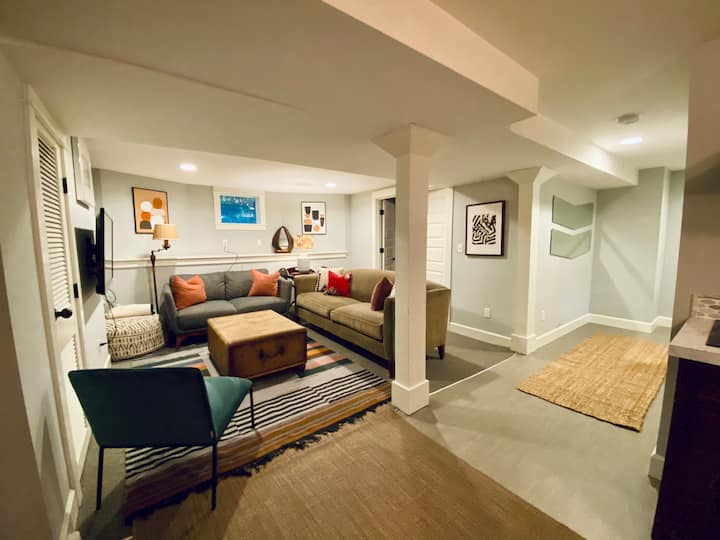 St. Johns Apartment 2 Bed 1 Bath - Portland, OR