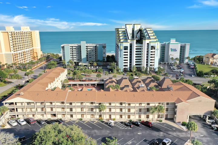 The Oasis, Pool/hot Tub, No Cleaning Fee! - Myrtle Beach