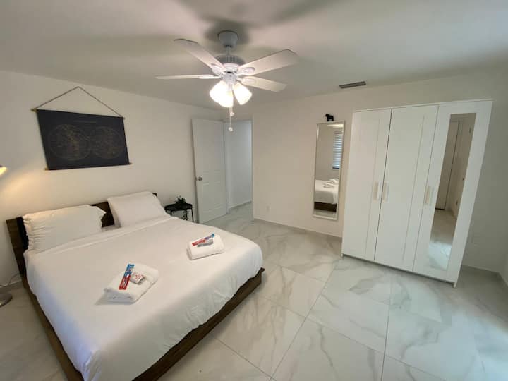 Sunshine Housing | Great Location | 1bd/1bath #1 - Jacksonville, FL