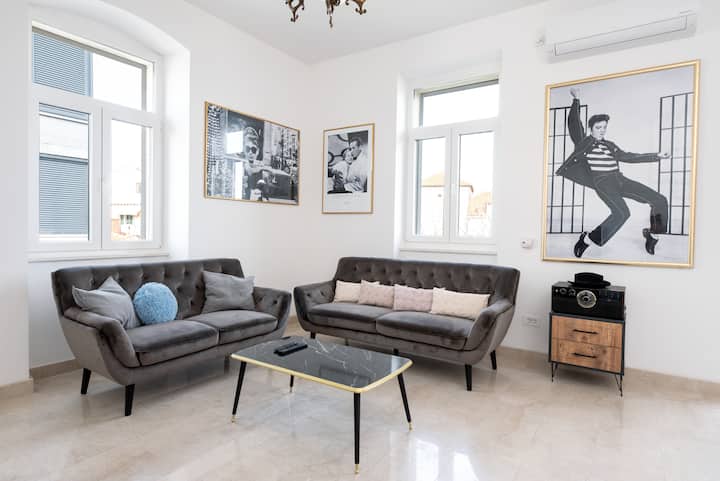 4-bedroom Apt 1 Min From Bacvice Beach - Split