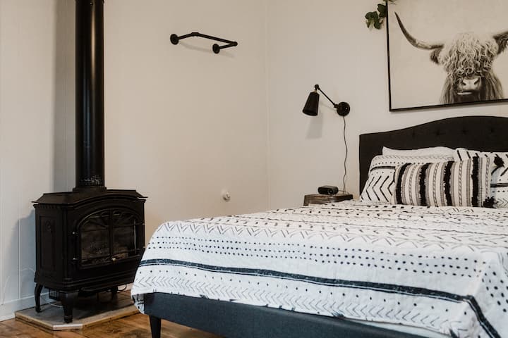 Cottage #1 - Spearfish Orchard Creek Cottages - Spearfish, SD