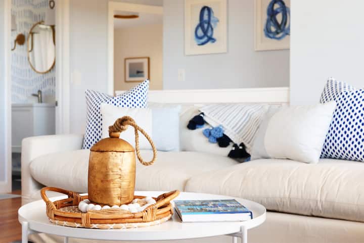 Plum Island Sunset Cottage - Newburyport, MA