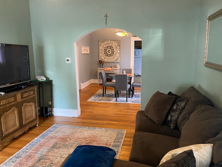 Cozy And Convenient (1 Mile From Notre Dame) - Notre Dame Stadium