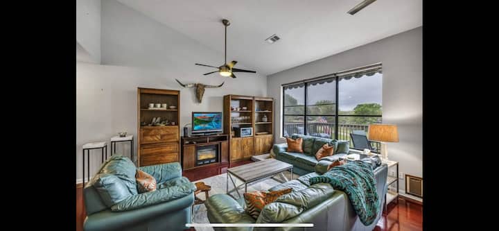 Lake Front 3 Bedroom Condo In Horseshoe Bay - Horseshoe Bay, TX