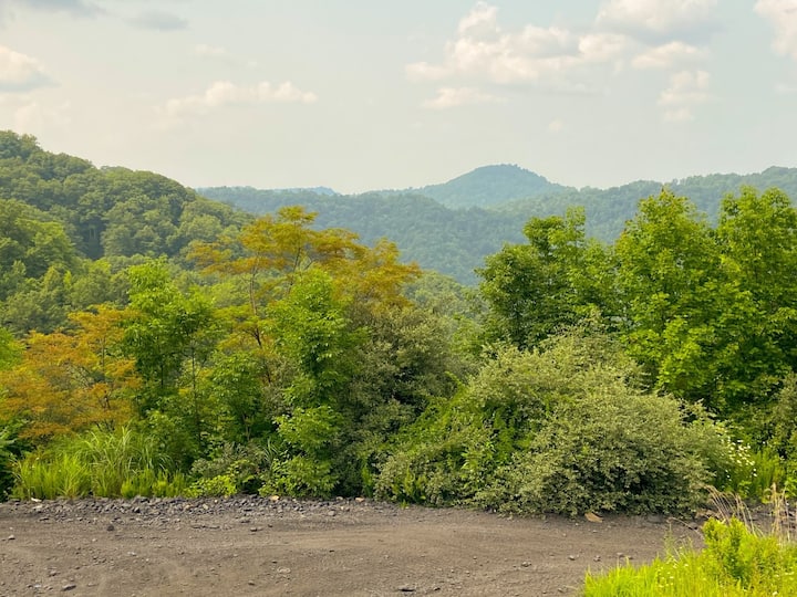 Opulence Atv Lodge! - Northfork, WV