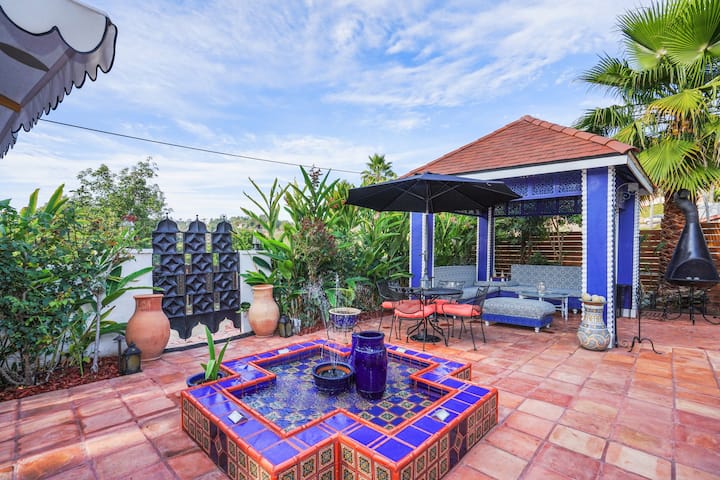 Spacious Garden Villa - Vista, CA