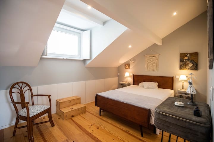 Cozy And Bright Loft Downtown Porto - Rio Tinto