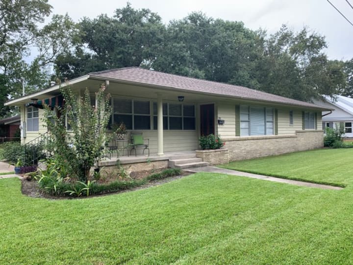 Susie's Place - Ocean Springs, MS