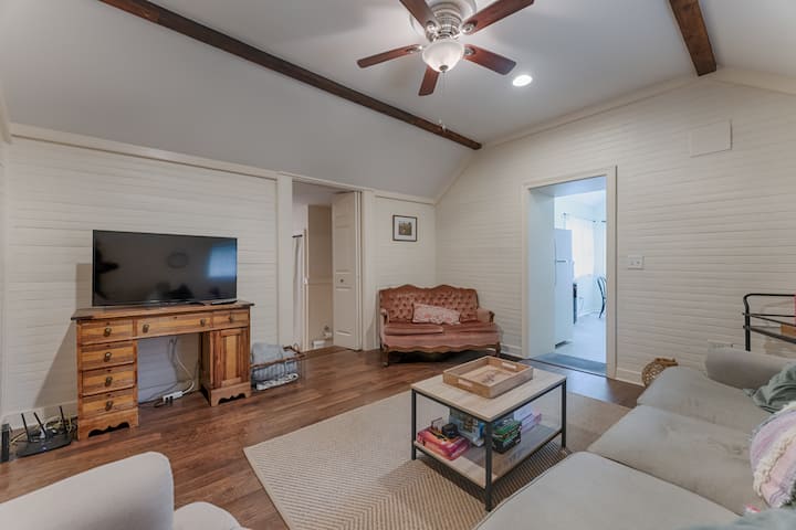 Cozy Historic Spring House In Chadds Ford! - West Chester, PA