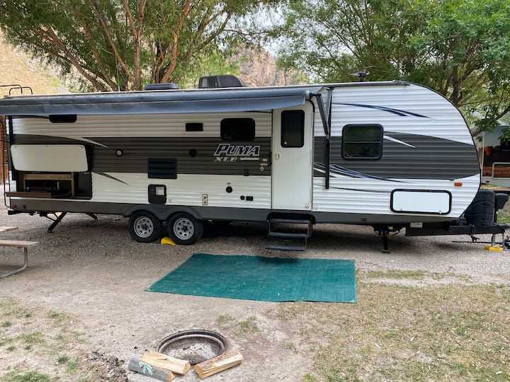 Amazing Rv With Bunks And Enclosed Master - Layton, UT