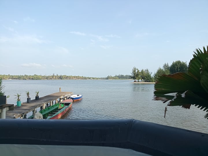 Assinie-Mafia : locations de vacances avec jacuzzi - Comoé District ...