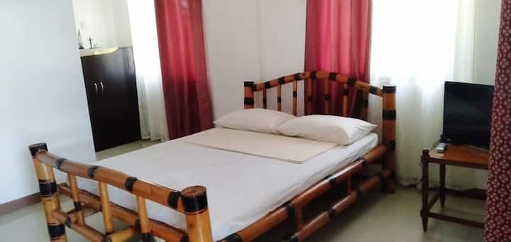 Quaint Bedroom  In Palo, Leyte - Palo