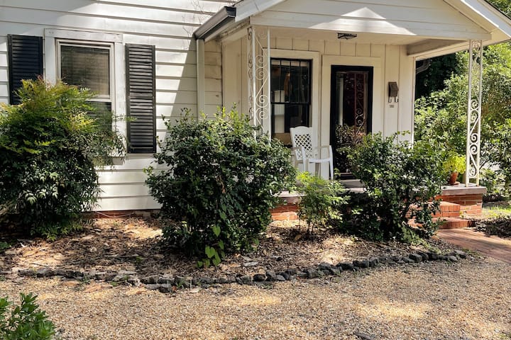 Crooked Creek Cottage: Durham Downtown/duke East - Durham, NC
