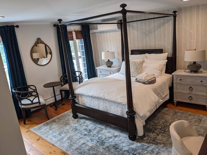 Farm At Williams River House - Essex Suite - Grafton, VT