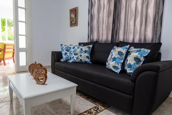Las Cayenas Apartment - Havana