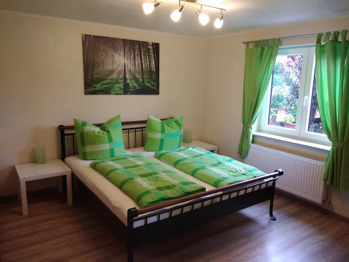 Untere Ferienwohnung Mit Terrasse In Ahorn - Lauda-Königshofen