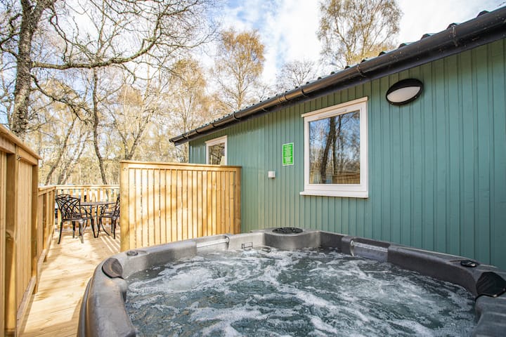 Gorse Lodge 9 With Hot Tub, Near Loch Ness - Loch Ness