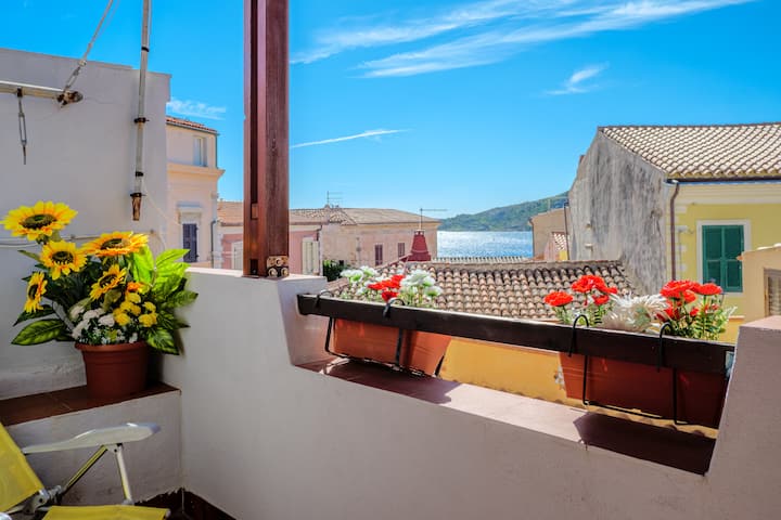 Casa Comoda E Confortevole - La Maddalena