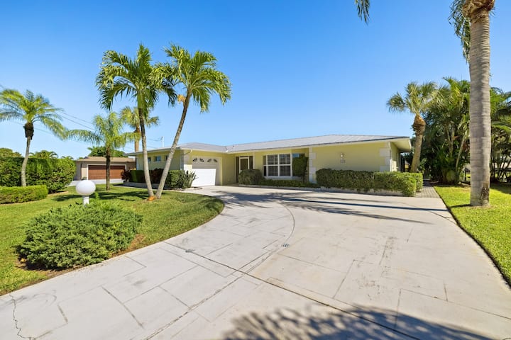 Seaside Villa Lemon Bay Perfect For Families - 開普科勒爾