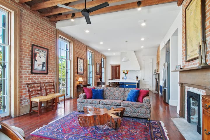 Fab 1838 Garden District 5br W/parking & Balcony - 新奧爾良