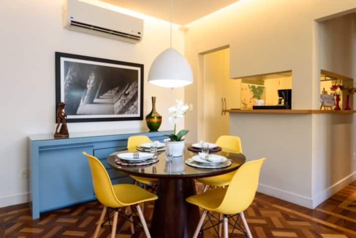 “Seu Lugar No Mundo Em Copacabana!” - Rio de Janeiro