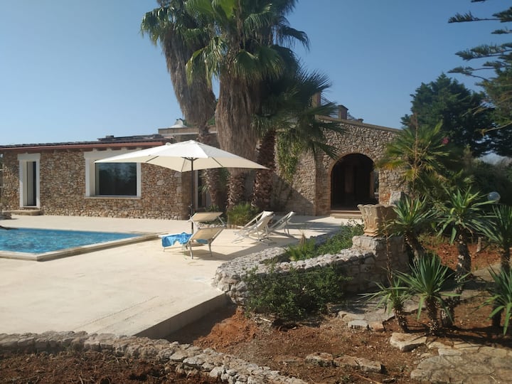 Depandance Con Piscina - Tricase