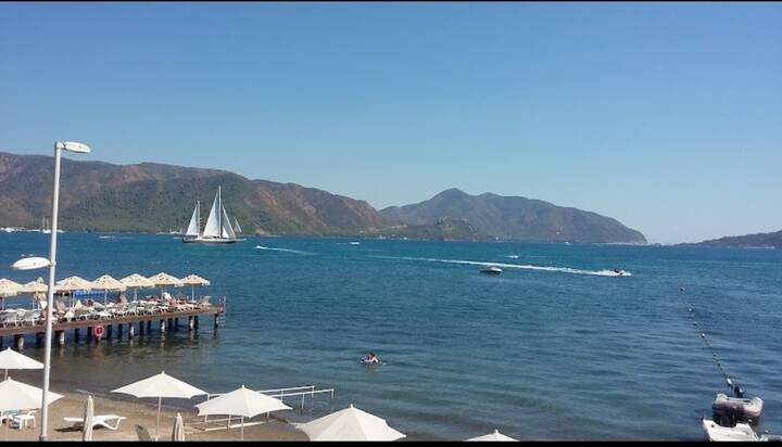 Denize Sıfır Sitesinde Kiralık Daire/privet Beach - Marmaris